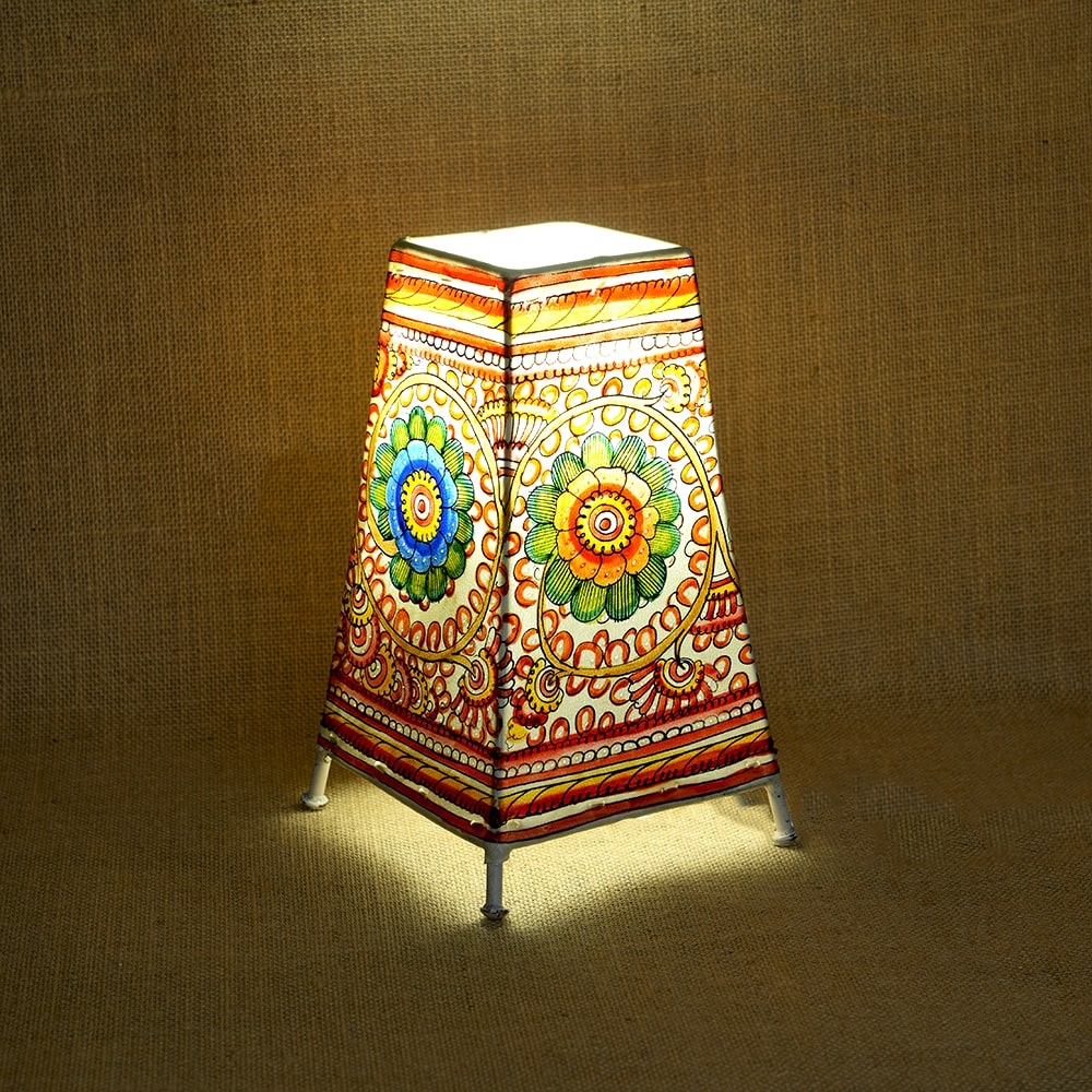 Floral Leather Lamp – Pabiben